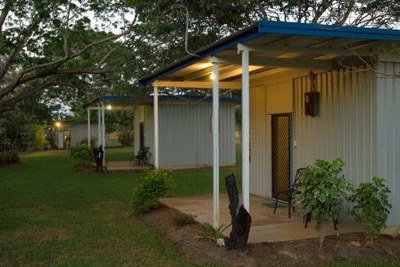 Ensuite Cabin Merluna Station — Explore Cooktown and Cape York